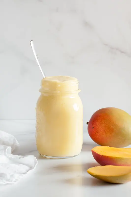 Batido de Mango y Coco – Transform by Paula
